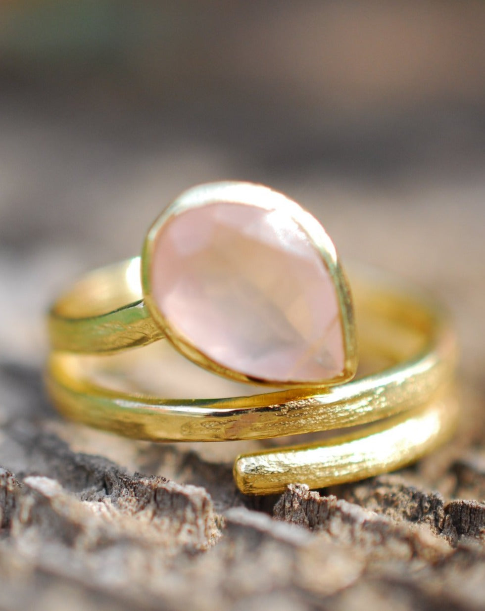 Adri Ring * Rose Quartz * Gold Plated 18k * BJR108 – ByCila